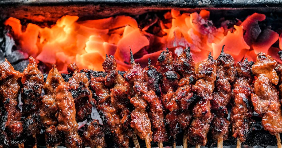 Погрузитесь в мир уличной еды Джакарты, путешествуя на MRT - Klook Россия